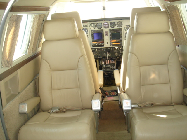 1979-Beechcraft-B60-Duke